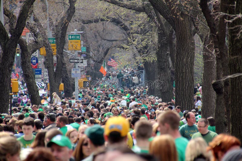 St Patrick S Parade Spectators Editorial Stock Photo - Image of ...