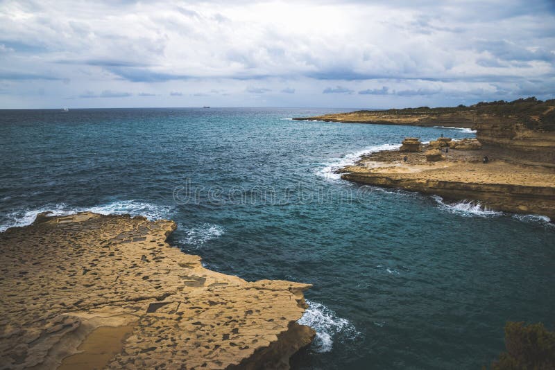St Peter Pool Na Ilha De Malta Foto de Stock Editorial - Imagem de ...