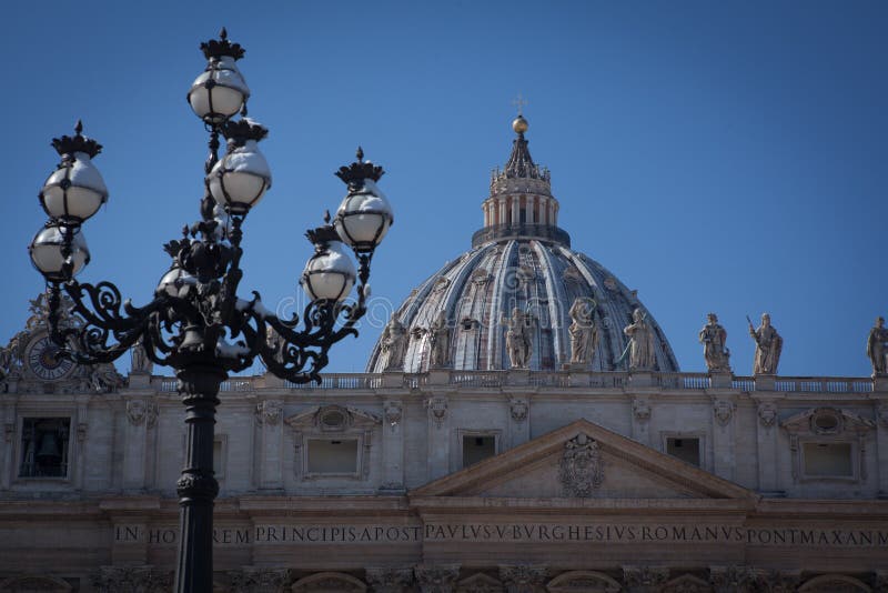 St. Peter`s Basilica, Snow on the Street Lamp Editorial Photo - Image ...
