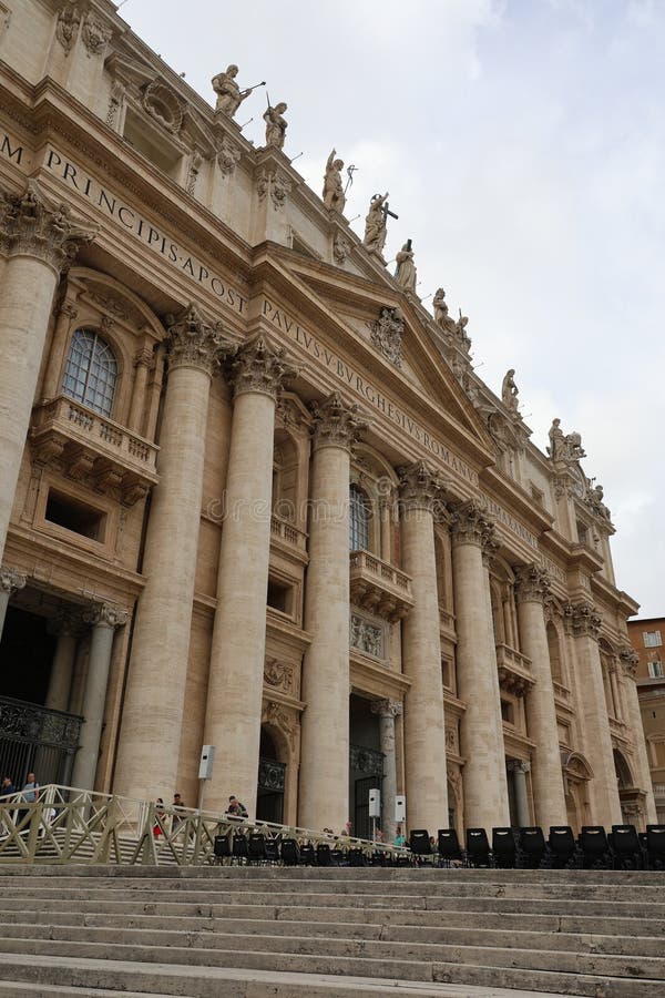 St. Peter S Basilica, Vatican, Rome, Italy Editorial Stock Photo ...