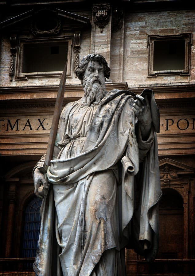 Standbeeld Van Sint-Petrus Voor De Sint-Pietersbasiliek in Vaticaanstad ...