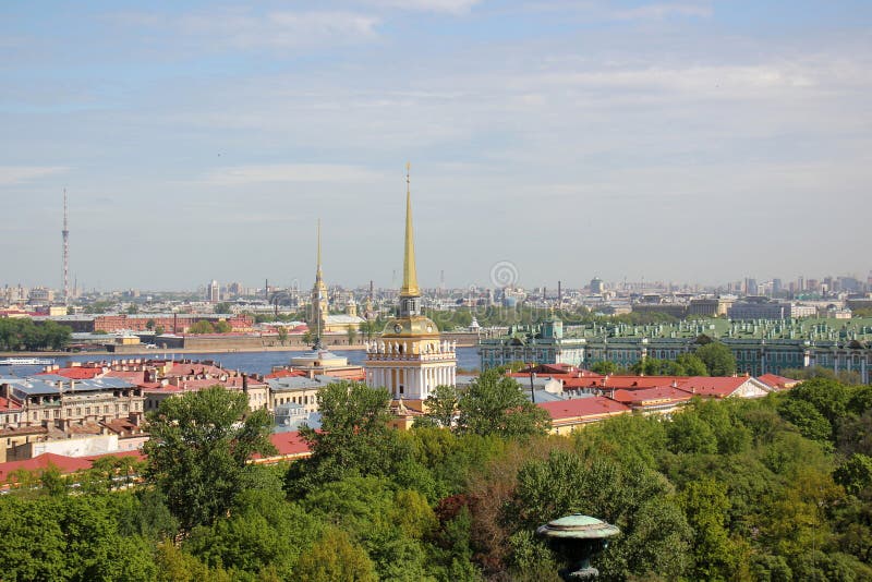 St Petersburg, Petrograd fotografia editorial. Imagem de porta - 103820067