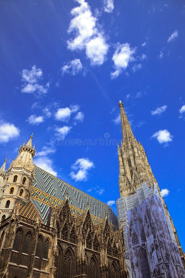 St. Stephan Cathedral in Vienna, Austria Stock Photo - Image of pattern ...