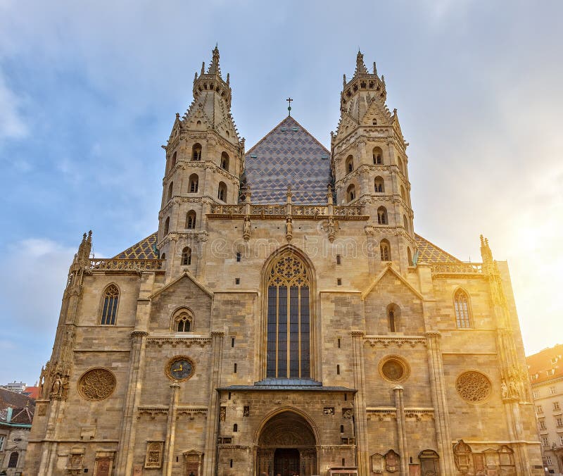St. Stephan Cathedral in Vienna Stock Image - Image of history, night ...