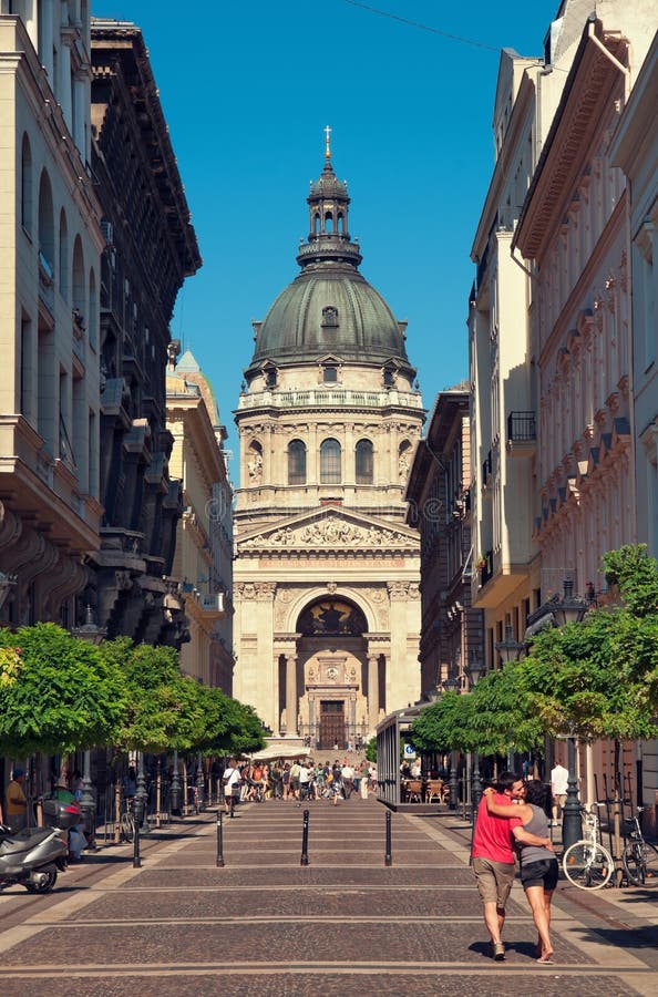 St. Stephen Basilica, Budapest Editorial Image - Image of famous ...