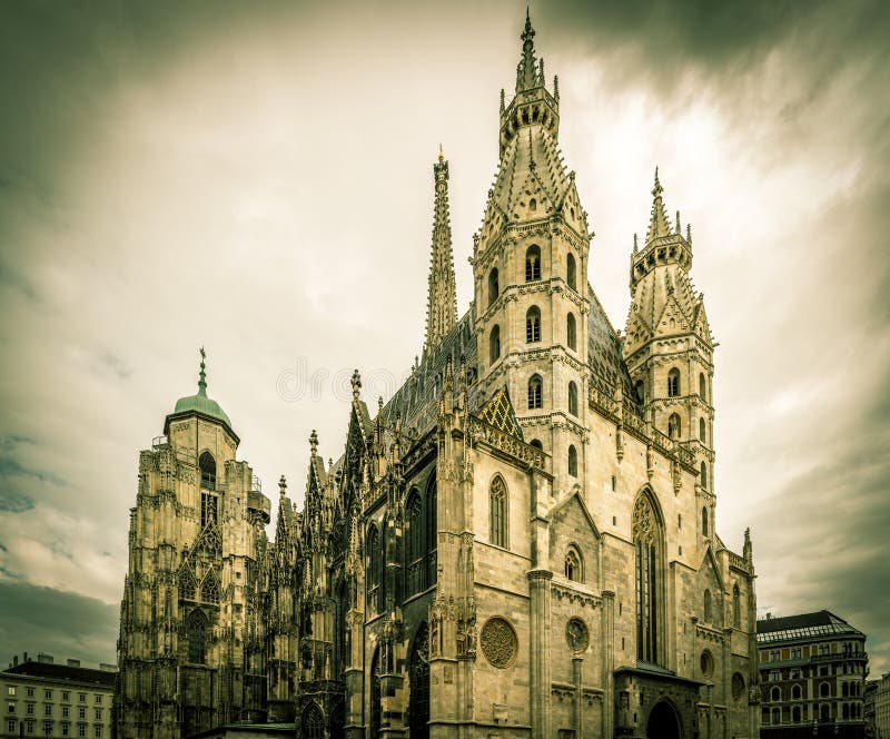 St. Stephen S Cathedral in Vienna Stock Image - Image of building ...