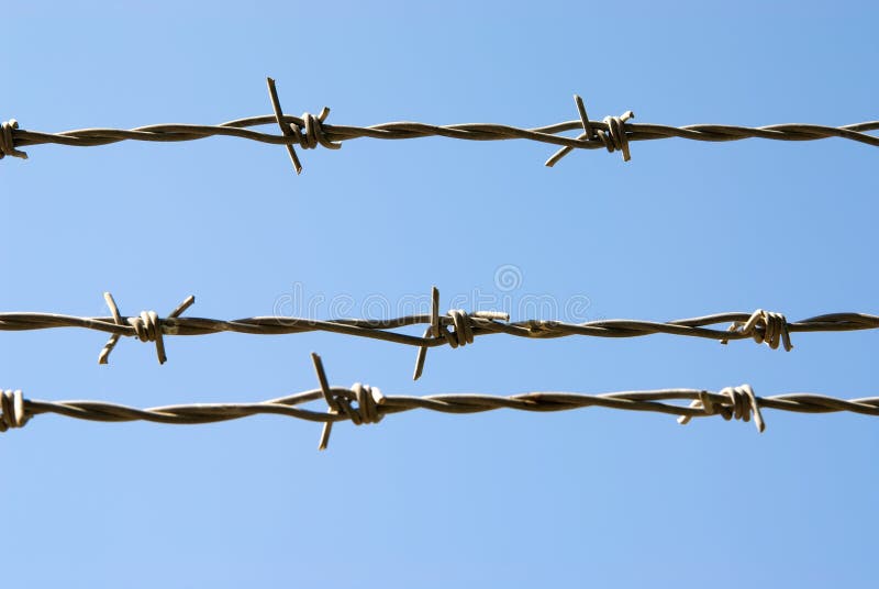 Stacheldraht Stockfotos und Bilder - Laden Sie 10,727 lizenzfreie Fotos ...