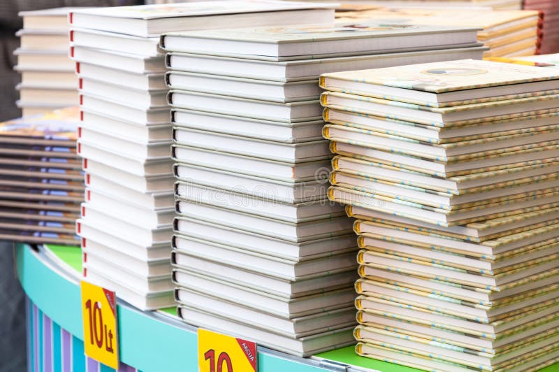 Stack of Books at Bookstore Stock Image - Image of rows, books: 29376471