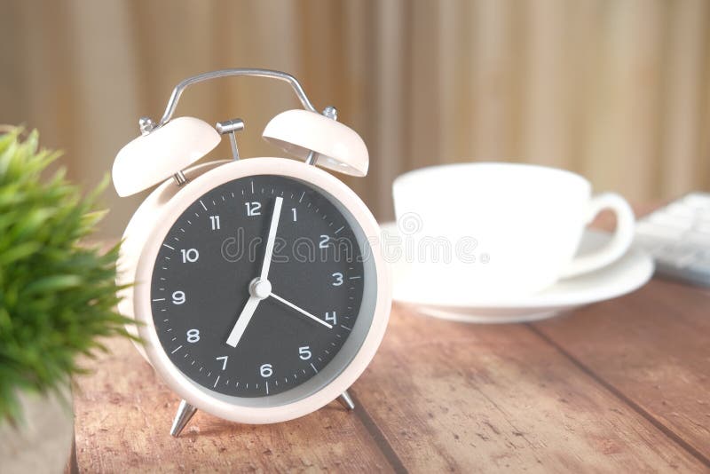 Laptop with Clock on Monitor Stock Image - Image of objects, schedule ...