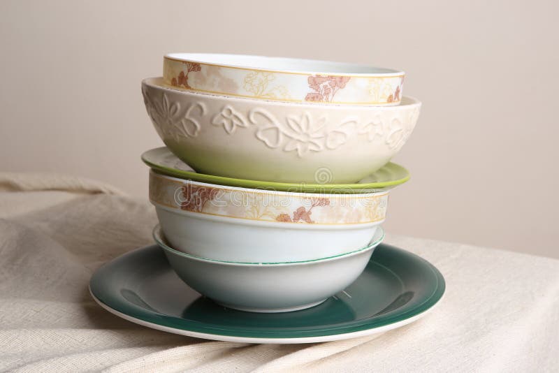 Stack of Empty Plates on Table. Stock Image - Image of stack, plates ...