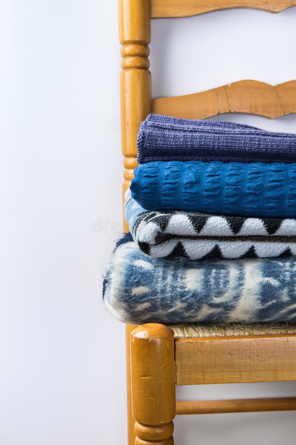 Stack Blankets Stock Photos - Download 484 Royalty Free Photos