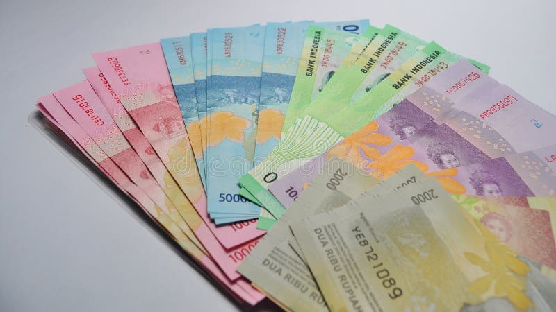 Stack of Indonesia Rupiah Banknotes Isolated on White Background Stock ...