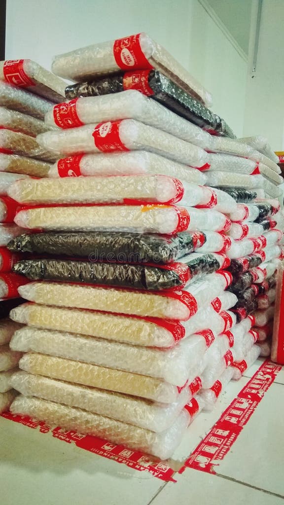 Stack of Packages with Bubble Wrap As Protection1 Stock Photo - Image ...