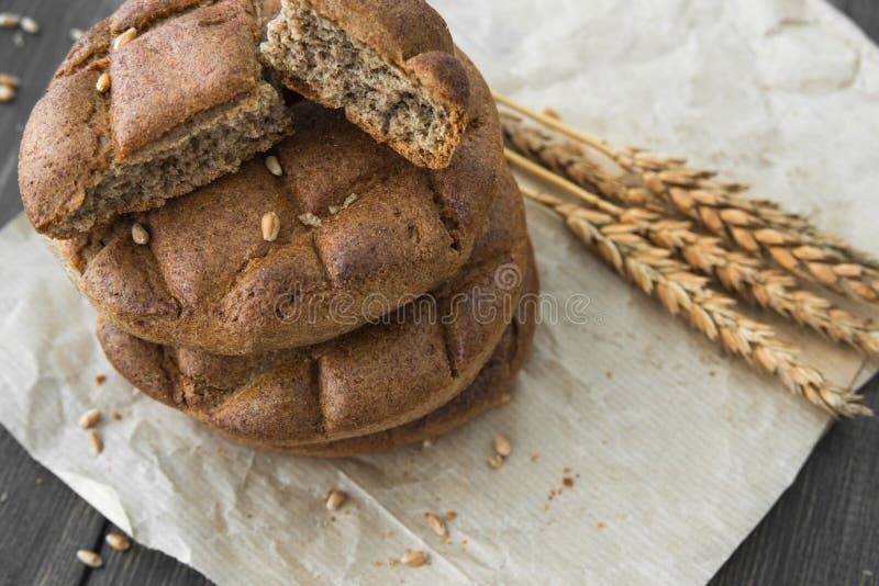 Finnish Rye Flatbread with Rye Spikelets Stock Photo - Image of paper ...