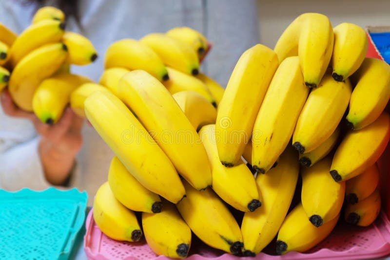 A Stack of Yellow Ripe Bananas Stock Image - Image of dessert, bunch ...