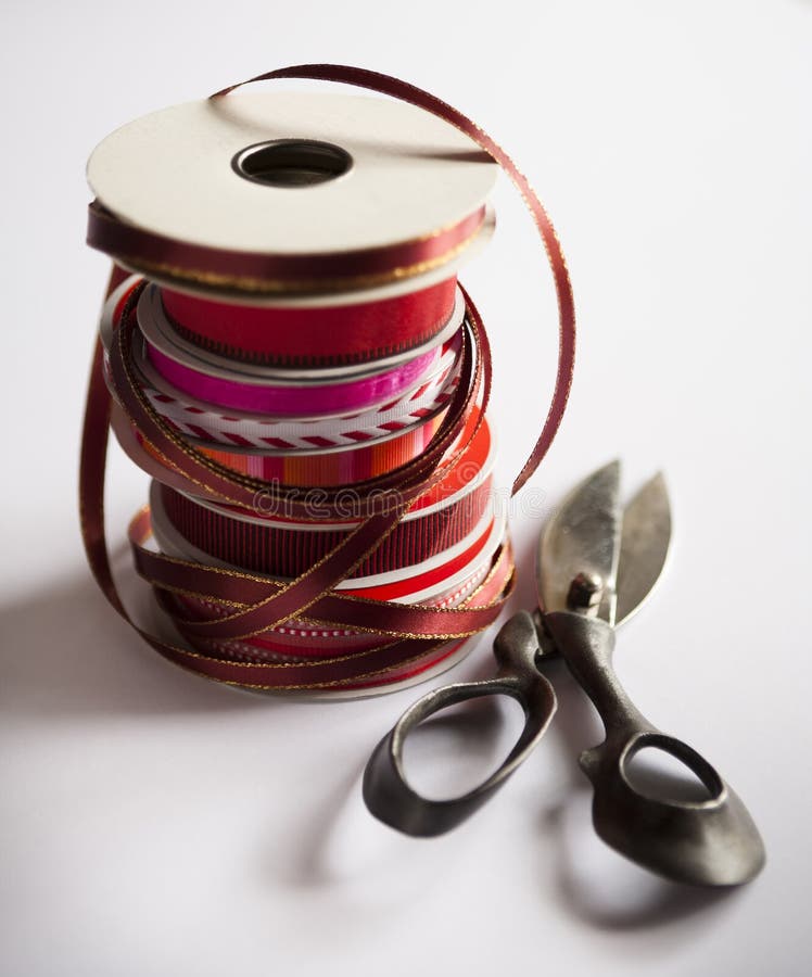 Red Ribbon Spool Stock Photos - Download 666 Royalty Free Photos