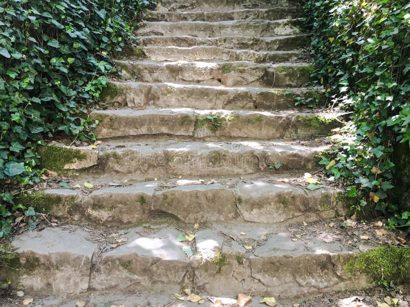 Stacked Stone Wall Background Horizontal. White Stone Tile Texture ...