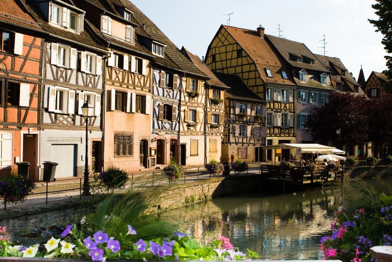 Colmar in Frankrijk stock foto. Image of toeristisch - 16115864