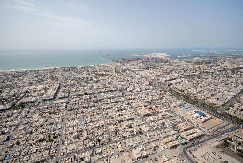 Stad Satwa in Dubai stock afbeelding. Image of emiraten - 5091913