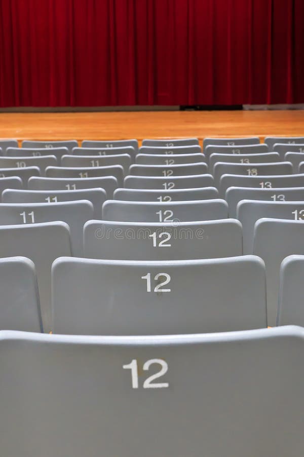 Stadium und der Sitz stockbild. Bild von stufe, sicherheit - 31187189
