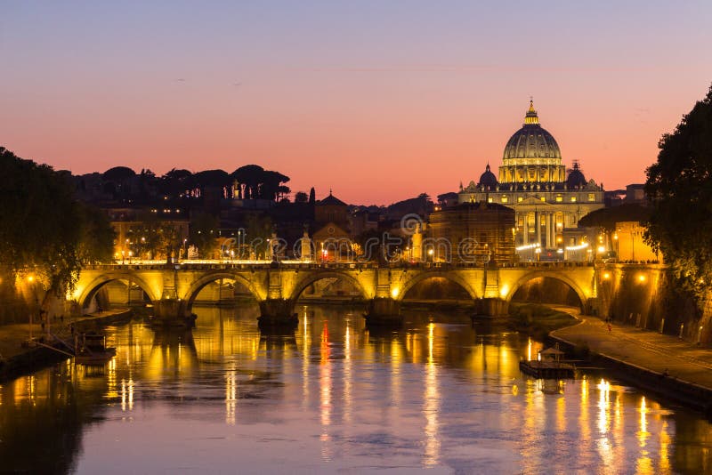 Stadt von Rom, Italien stockbild. Bild von europa, beleuchtung - 108299335