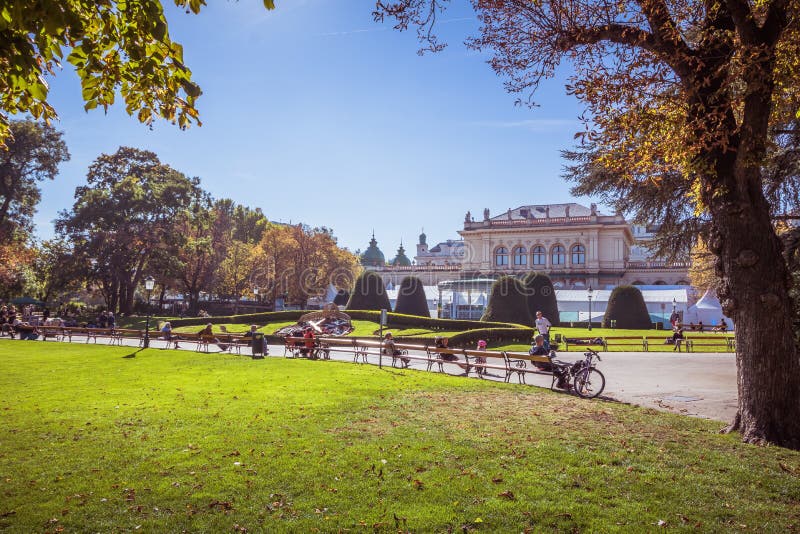 Wien Stadtpark redaktionell foto. Bild av destination - 103205090