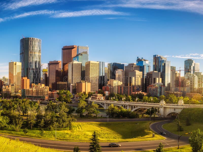Stadtskyline Von Calgary, Kanada Stockfoto - Bild von kran ...