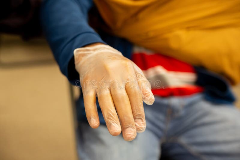 Staff Training To Give First Aid To Arm with Broken Bones Stock Photo ...