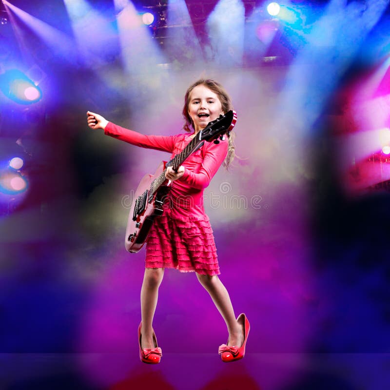 113 Kids Playing Classical Concert Stage Stock Photos - Free & Royalty ...