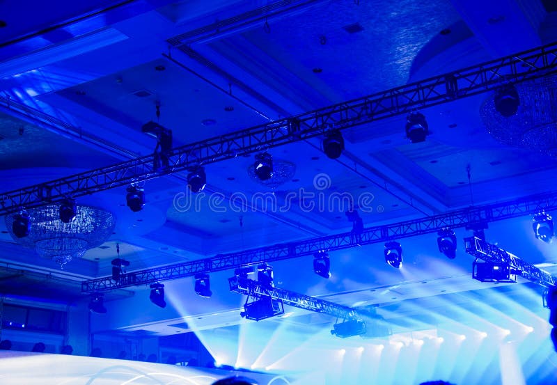 Stage lighting design play - vovseraX