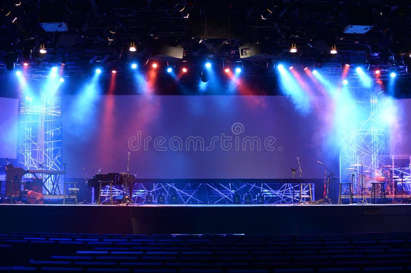 Stage Lights before Concert Stock Image - Image of smoke, night: 41246433