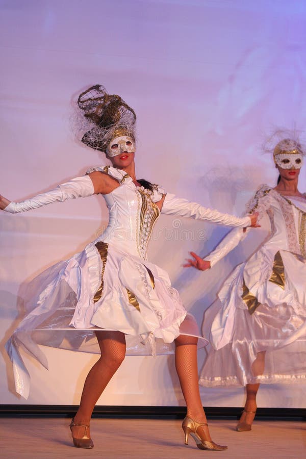 Stage Performance of Upscale Restaurant the Summer Palace Dancers Dance ...