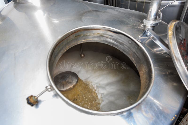 Stainless Steel Fermentation Tank with Active Brewing Process Stock ...