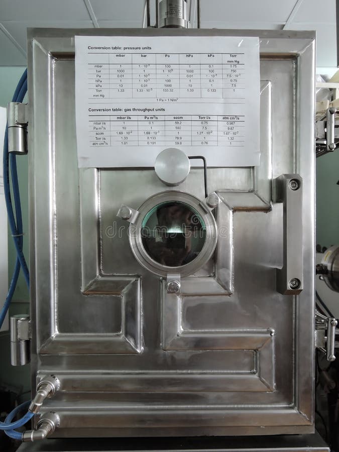 Stainless Steel Vacuum Chamber of Magnetron Sputtering Device Editorial ...