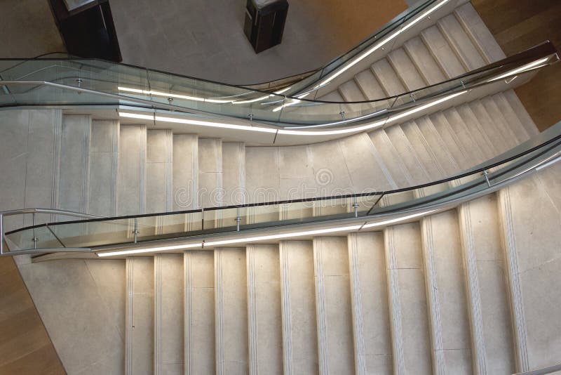 Staircase at the Ashmolean Museum Editorial Image - Image of lighting ...