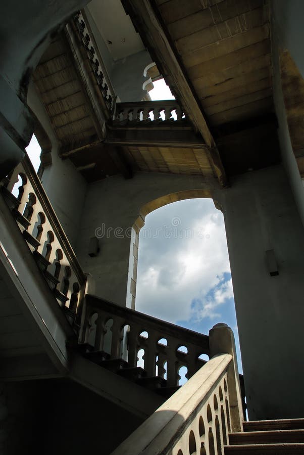 Confusing Staircase Stock Photos - Free & Royalty-Free Stock Photos ...