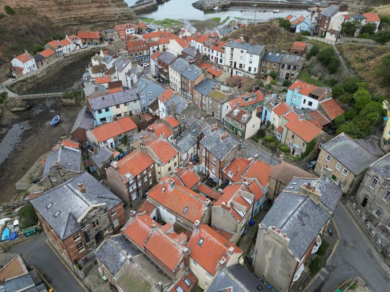 Staithes Seaside Village and Fishing Harbour in North Yorkshire Stock ... Staithes Seaside Village and Fishing Harbour in North Yorkshire Stock ...