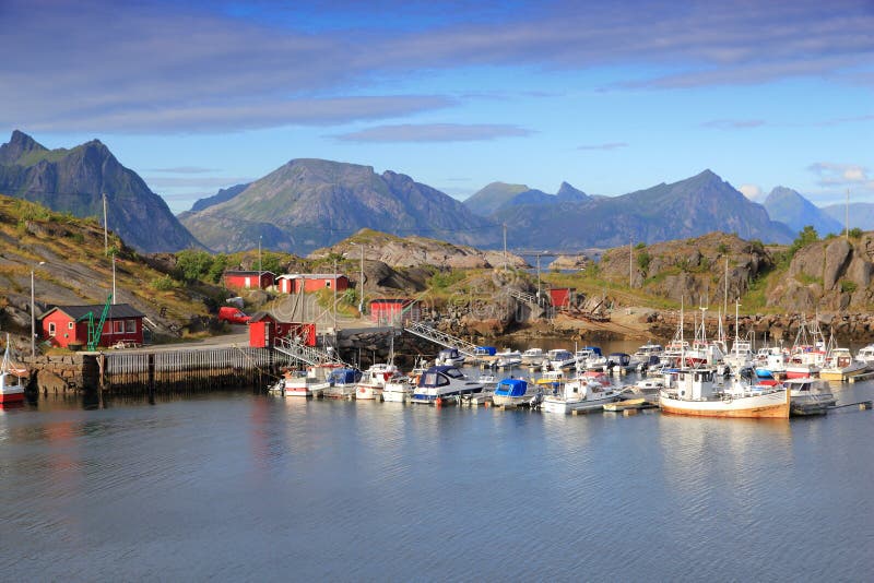 Stamsund, Norwegen stockfoto. Bild von szenisch, tourismus - 74612076