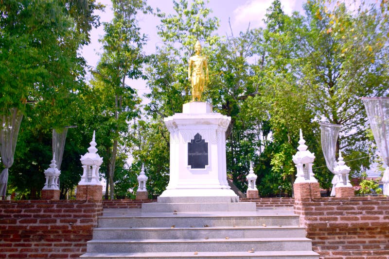 Standing Altar and Tall Tree Stock Image - Image of altar, terrace ...