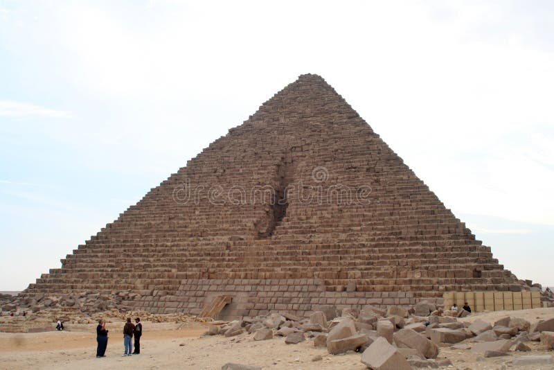 Standing in Front of the Great Pyramid Editorial Photo - Image of ...