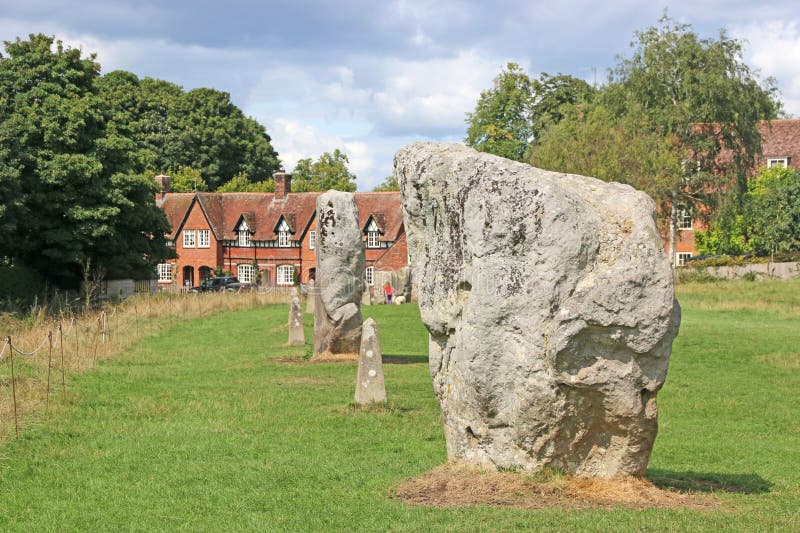 Standing Stone Circle at Avebury in Wiltshire Editorial Photo - Image ...