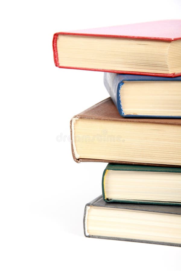 Hoge stapel boeken stock afbeelding. Image of traditioneel - 5495651