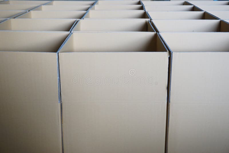 Stapel des Kartons stockbild. Bild von flach, verpacken - 70976421