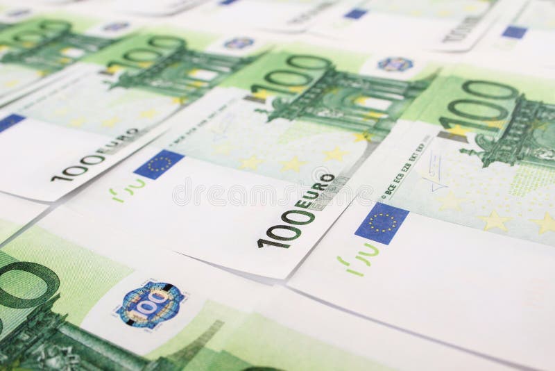 Stapel von $100 Rechnungen stockbild. Bild von benjamin - 33865801