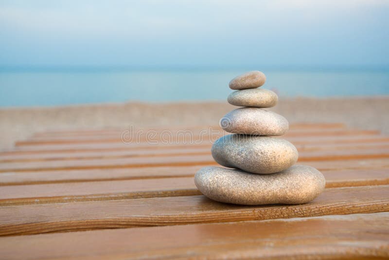 Stapel stenen stock foto. Image of leven, achtergrond - 32877096