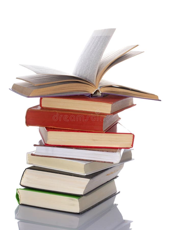 Een stapel van boeken stock foto. Image of blauw, kennis - 22308642