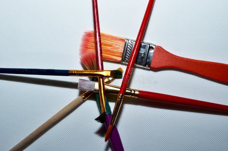 Stapel Pinsel Stockfotos und Bilder - Laden Sie 4,497 lizenzfreie Fotos ...