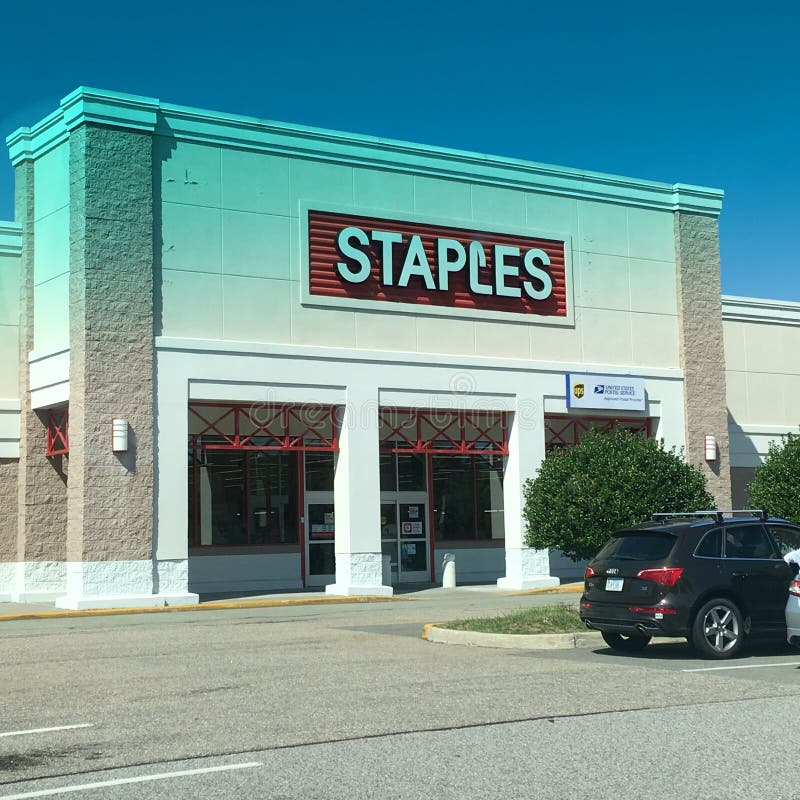 Staples editorial photography. Image of printers, supplies - 77211252