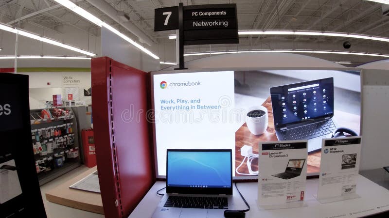 Staples Retail Store Interior 2022 Chromebooks Editorial Stock Image ...