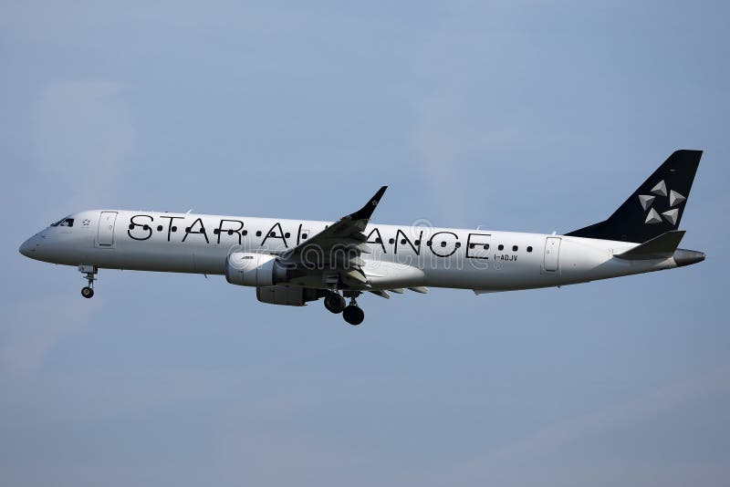 Star Alliance Plane Flying Up in the Sky Editorial Stock Photo - Image ...